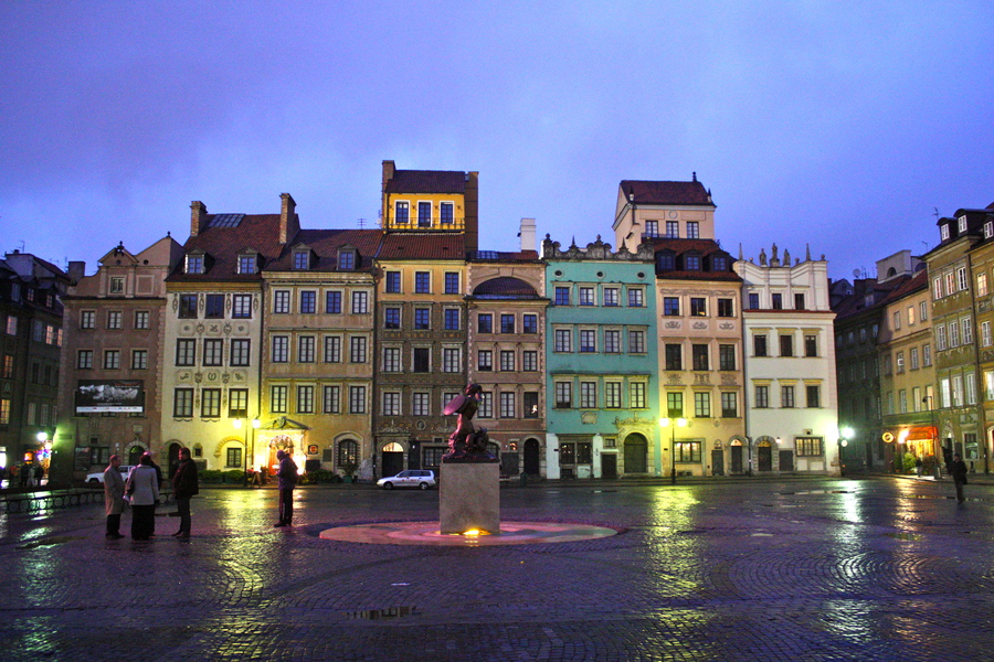 Warsaw Rising | Travel Feature | The Skinny Student Handbook 2013