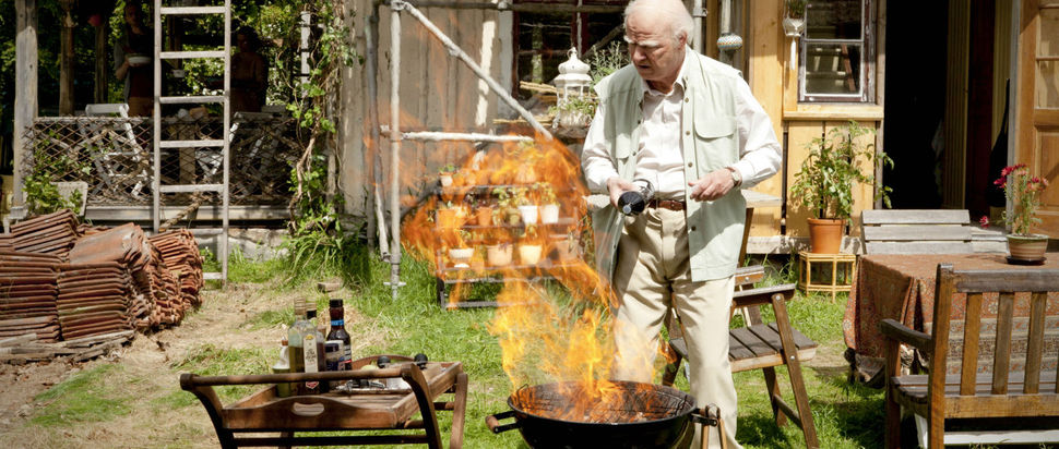 The 100-Year-Old Man Who Climbed Out the Window and Disappeared | Film ...