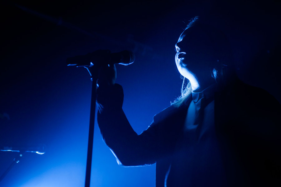 Låpsley unveils debut album Long Way Home - The Skinny