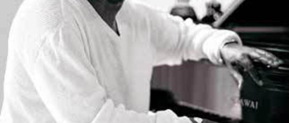 Isaac Hayes Dies at 65 | The Skinny