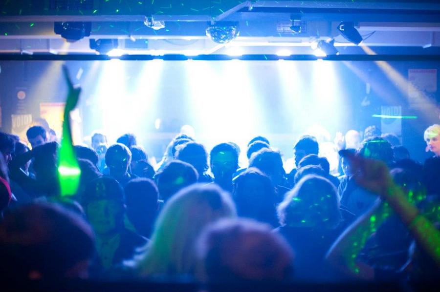 Feature: Student Clubbing 101 | Student Handbook 2012 | The Skinny